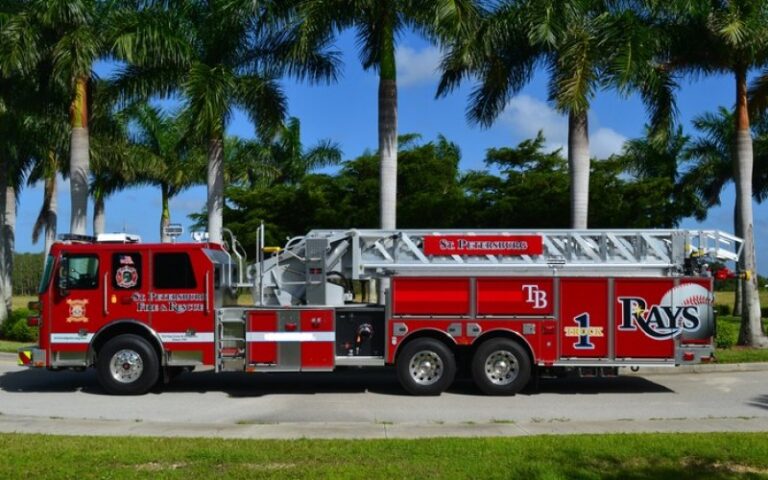 Sutphen SL 100 Aerial Ladder | CustomFIRE