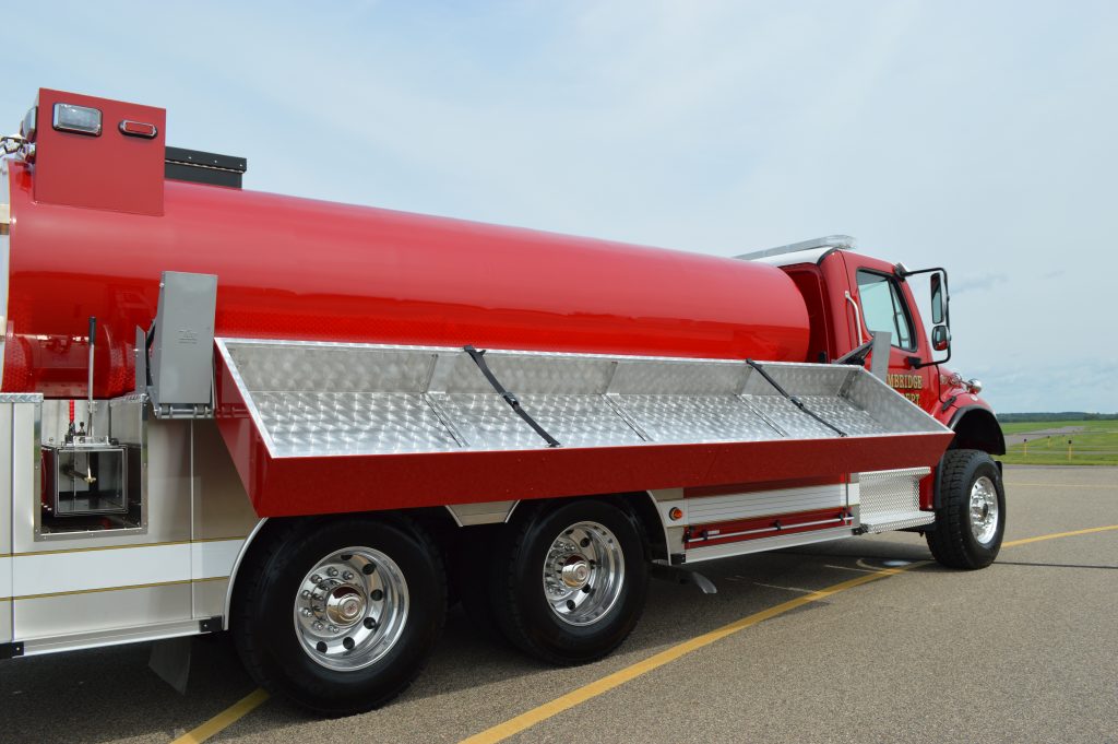 3000-Gallon Elliptical Tender | CustomFIRE