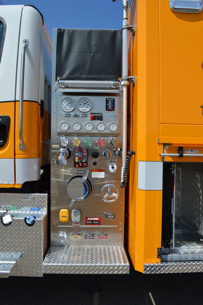 2000-Gallon Tender Pumper | CustomFIRE