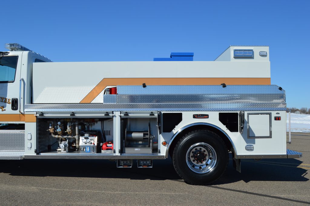 2000-Gallon Tender | CustomFIRE