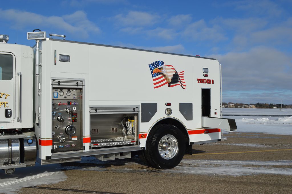 2000-Gallon Tender | CustomFIRE