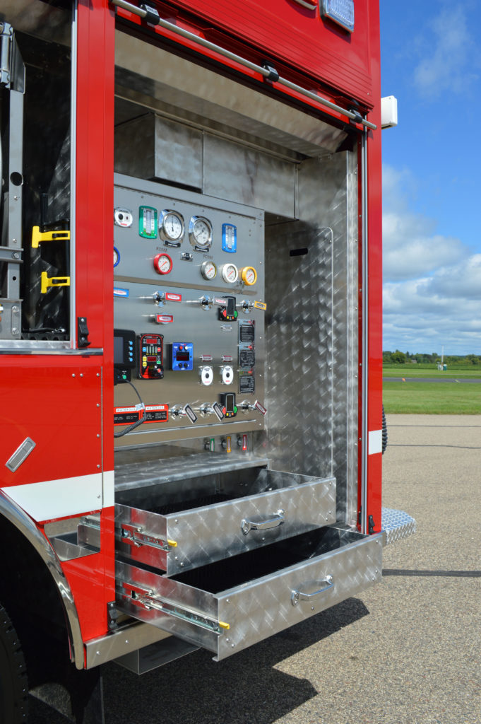 Rear Mount Pumper | CustomFIRE