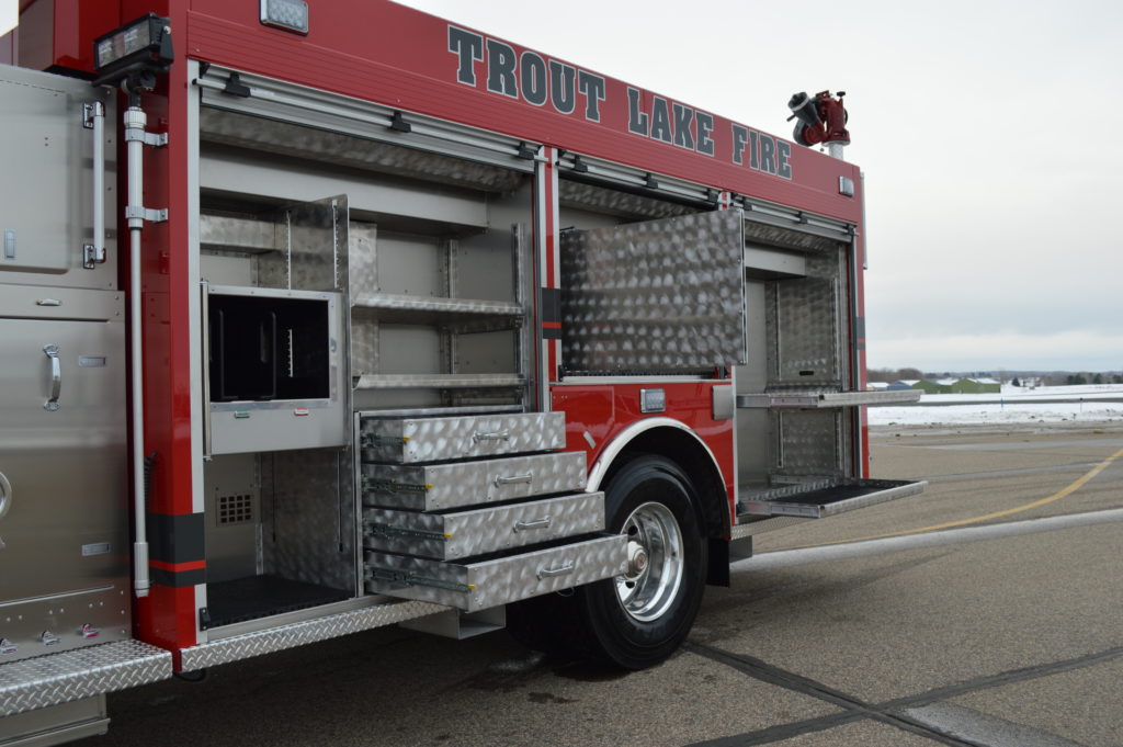 Enclosed Top Mount Pumper | CustomFIRE