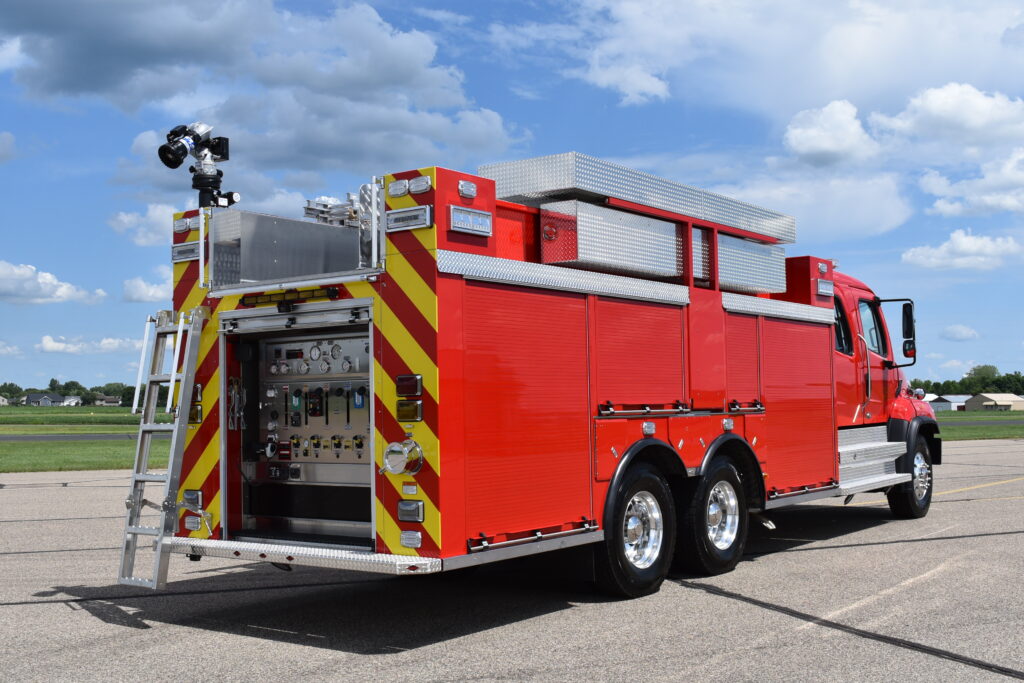 Rear Mount Pumper | CustomFIRE