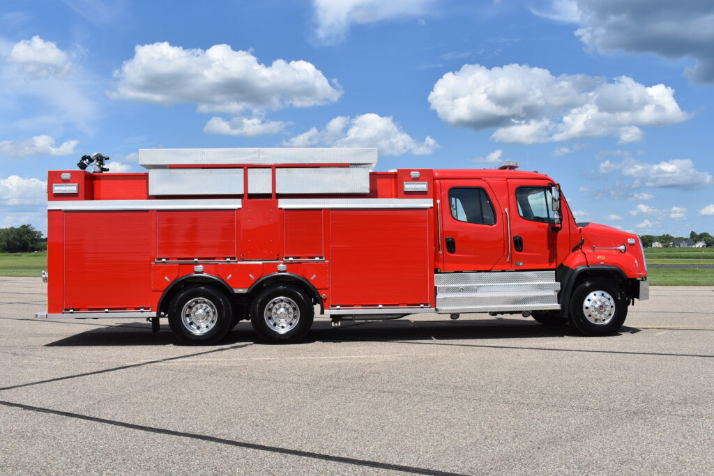 Rear Mount Pumper | CustomFIRE