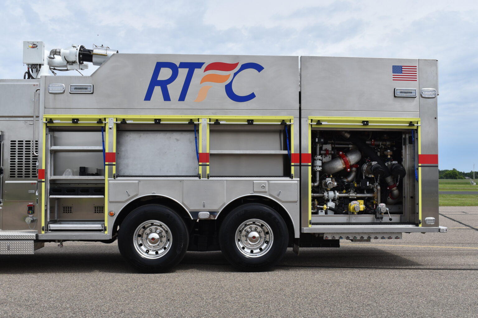 CustomFIRE Industrial Pumper RTFC 2022 (21) | CustomFIRE