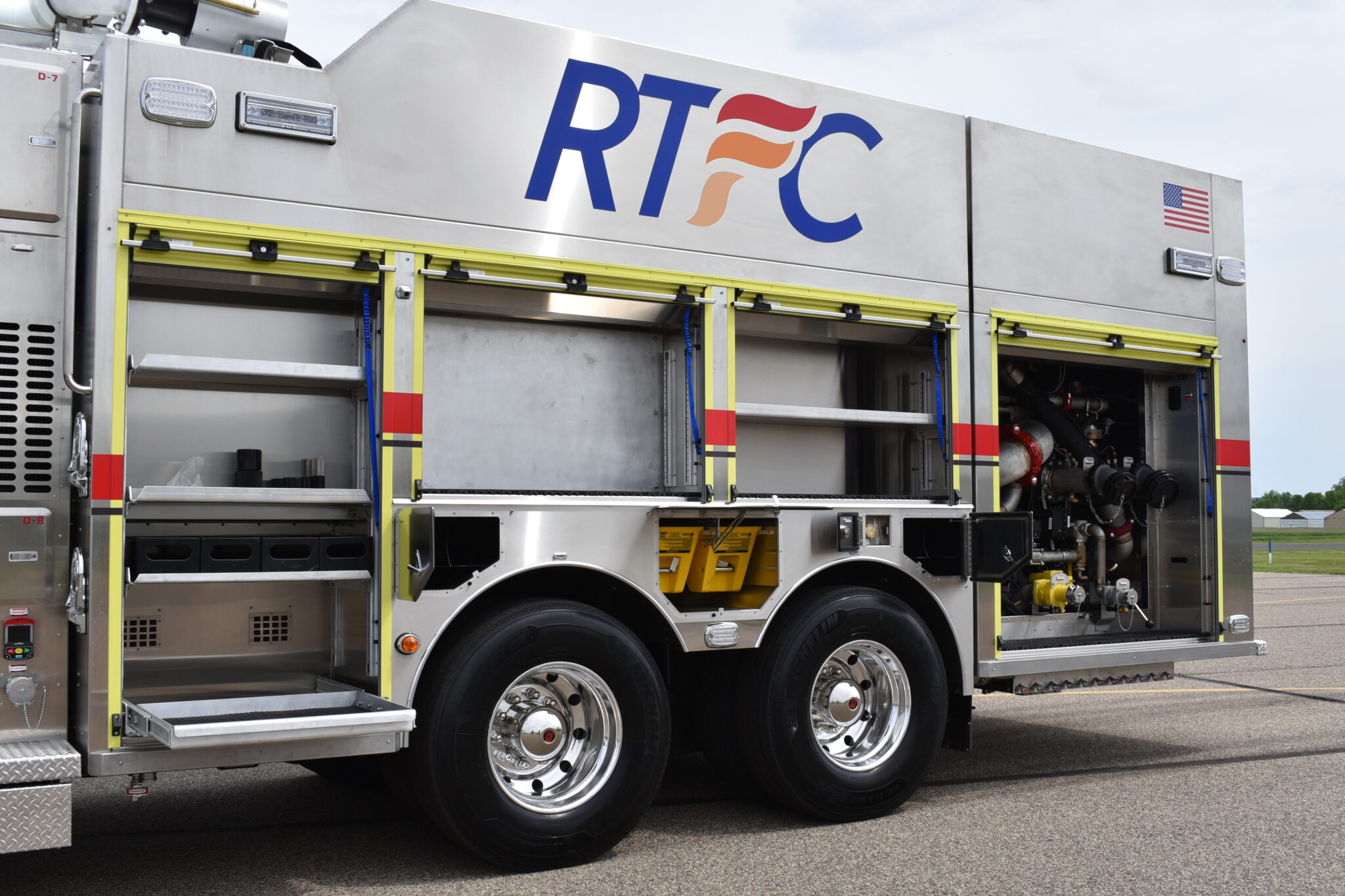 CustomFIRE Industrial Pumper RTFC 2022 (25) | CustomFIRE