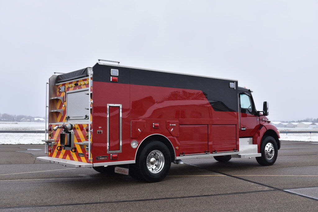 2100-Gallon Tender | CustomFIRE