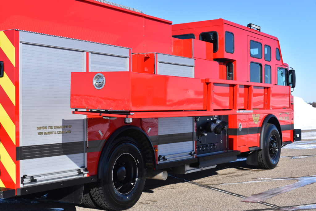 Enclosed Top Mount Pumper | CustomFIRE