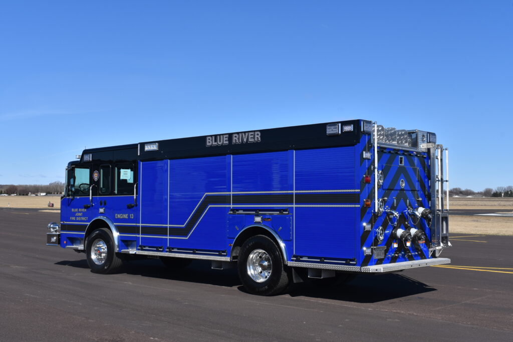 Rear Mount Pumper | CustomFIRE